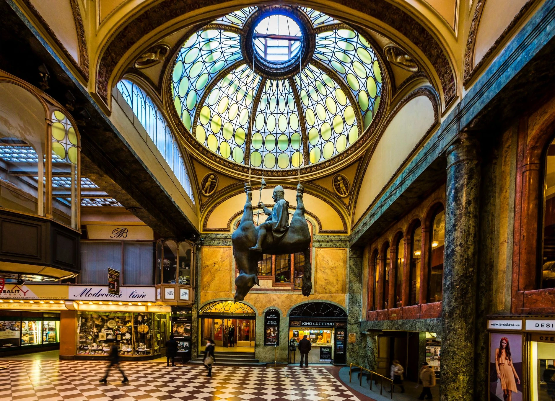 Palác Lucerna | Prague City Tourism