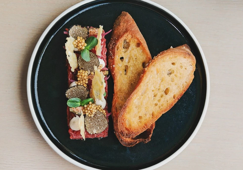 Art restaurant Mánes | Prague City Tourism